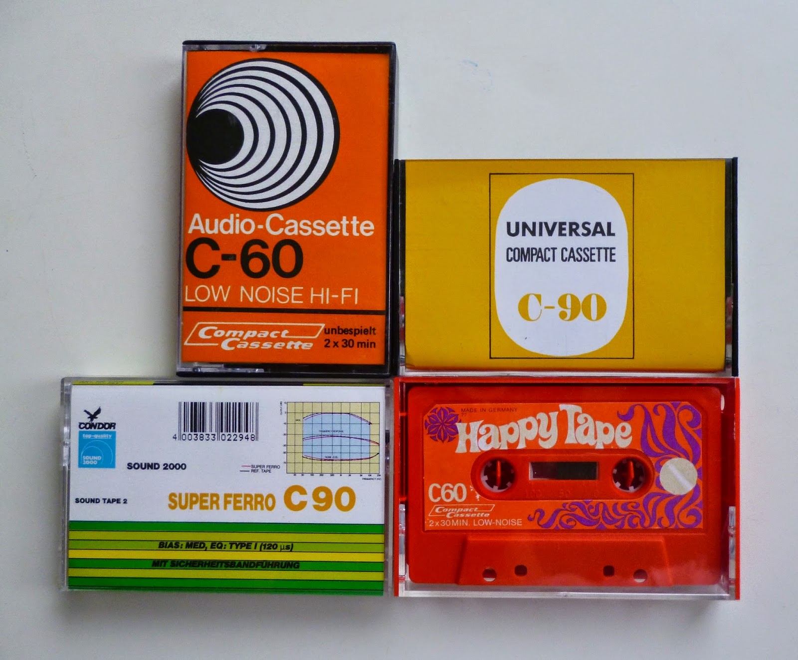 Musikkassetten : 4 cassettes / Compact Cassette / UNIVERSAL / CONDOR ...