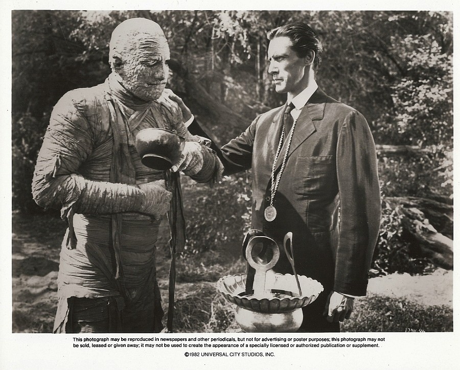 NATURALISTIC! UNCANNY! MARVELOUS!: THE MUMMY'S GHOST (1944)