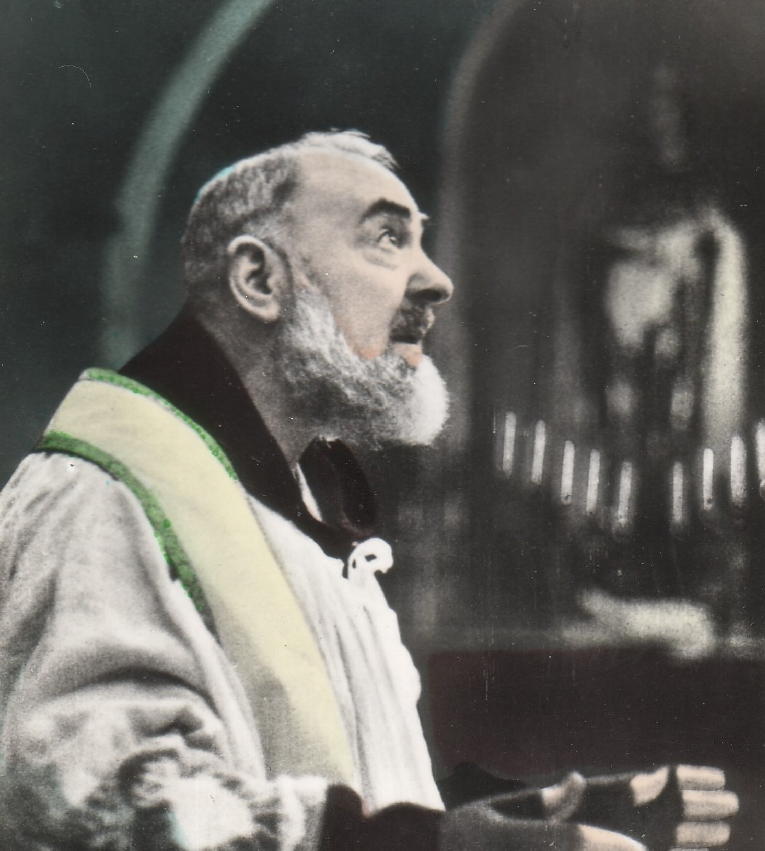 Las bilocaciones del Padre Pio ~ Misterios en la Web