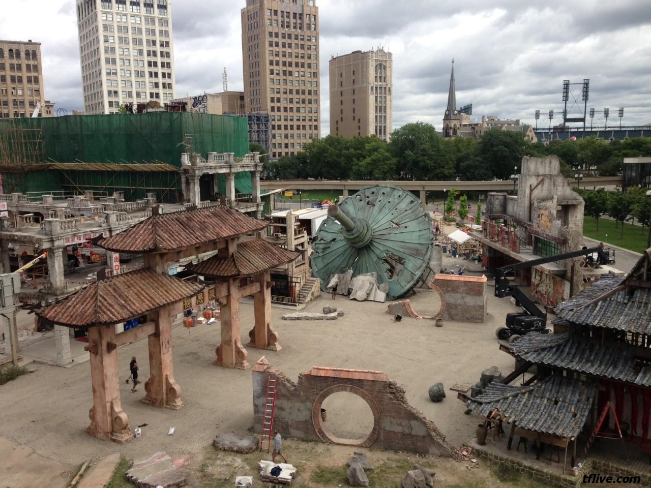 Transformers Live Action Movie Blog (TFLAMB): More Pictures and Video ...