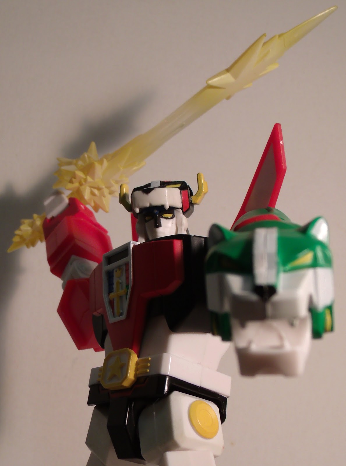 Getter Newtype Reviews: Blazing Sword Voltron