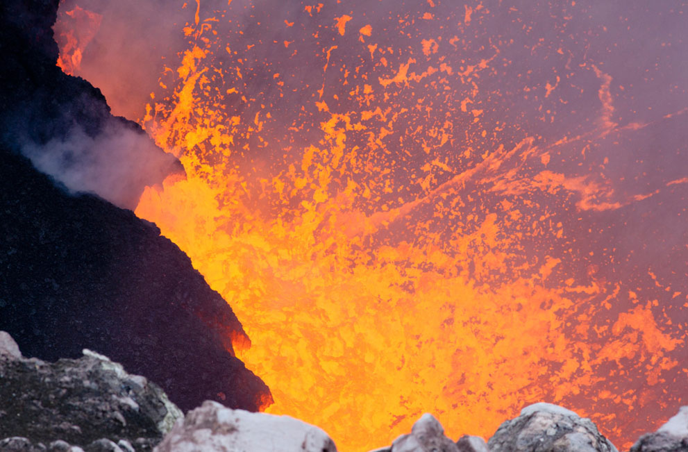 SILENT OBSERVER: Earthquakes, The Fuse That Ignites Volcanoes, Have ...