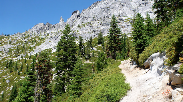 Charles, Sean, and Chris on the PCT 2012: 27 July - Day 97 - Russian ...