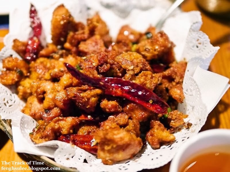 Shanghai Gate Restaurant (2) | The Track of Time
