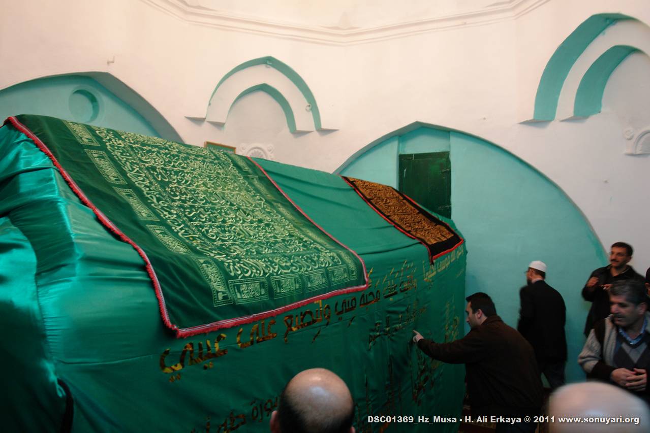 PEYGAMBER VE AİLELERİNİN MEZAR VE TÜRBELERİ: HZ MUSA MEZAR TÜRBE FOTO