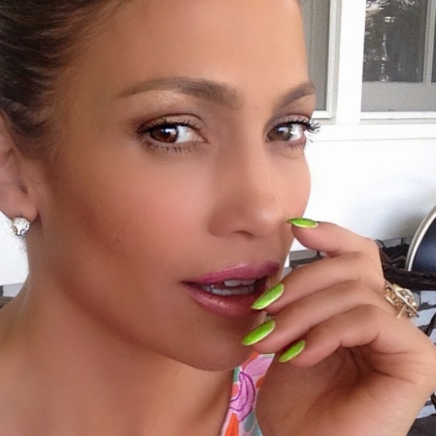 Coquetas Nails: Pasión por el Nail Art...: JLo y su Nail Art...