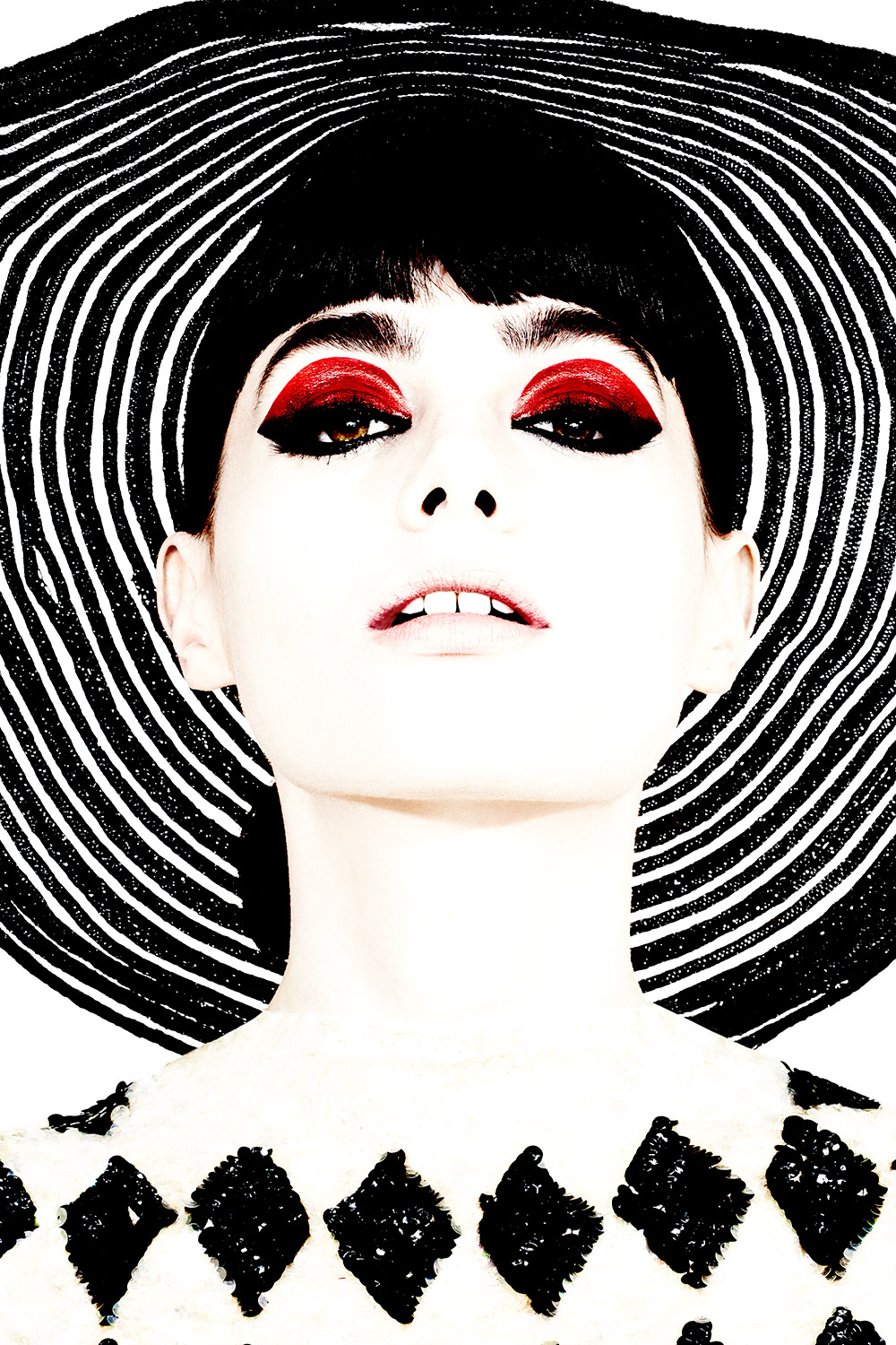 Charli Howard model, High Key, 60's Mod Beauty Photoshoot Black and ...