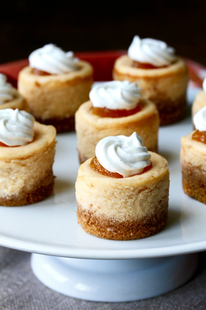 Peaches and Cream Mini Cheesecakes | Karen's Kitchen Stories