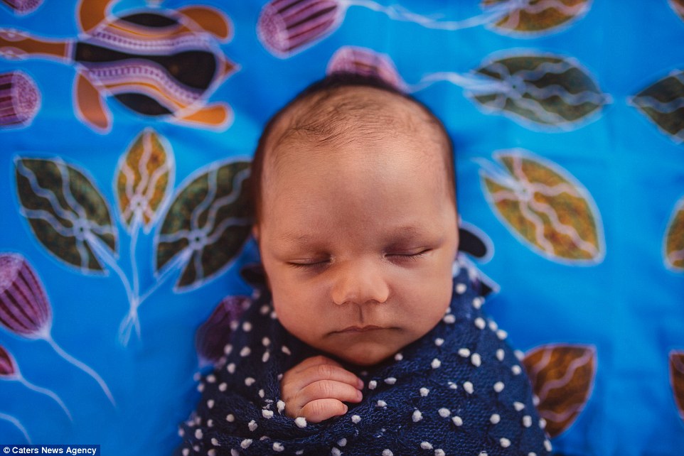 White Wolf : Breathtaking photos of Aboriginal newborns show the beauty ...