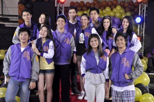 Tween Academy class of 2012: Movie Review