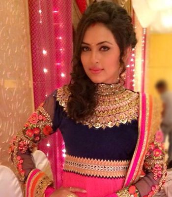 Sonu Chandrapal affairs, Today Updates, Family Details, Biodata ...