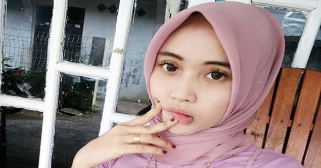 Ibu Guru Berjilbab Yang Masih Perawan - Situs Coli