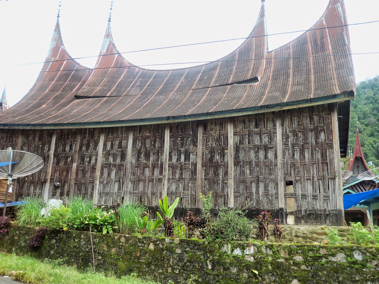 Rumah Gadang | Wisata Pulau Suwarnadwipa dan Pagang di SumBar