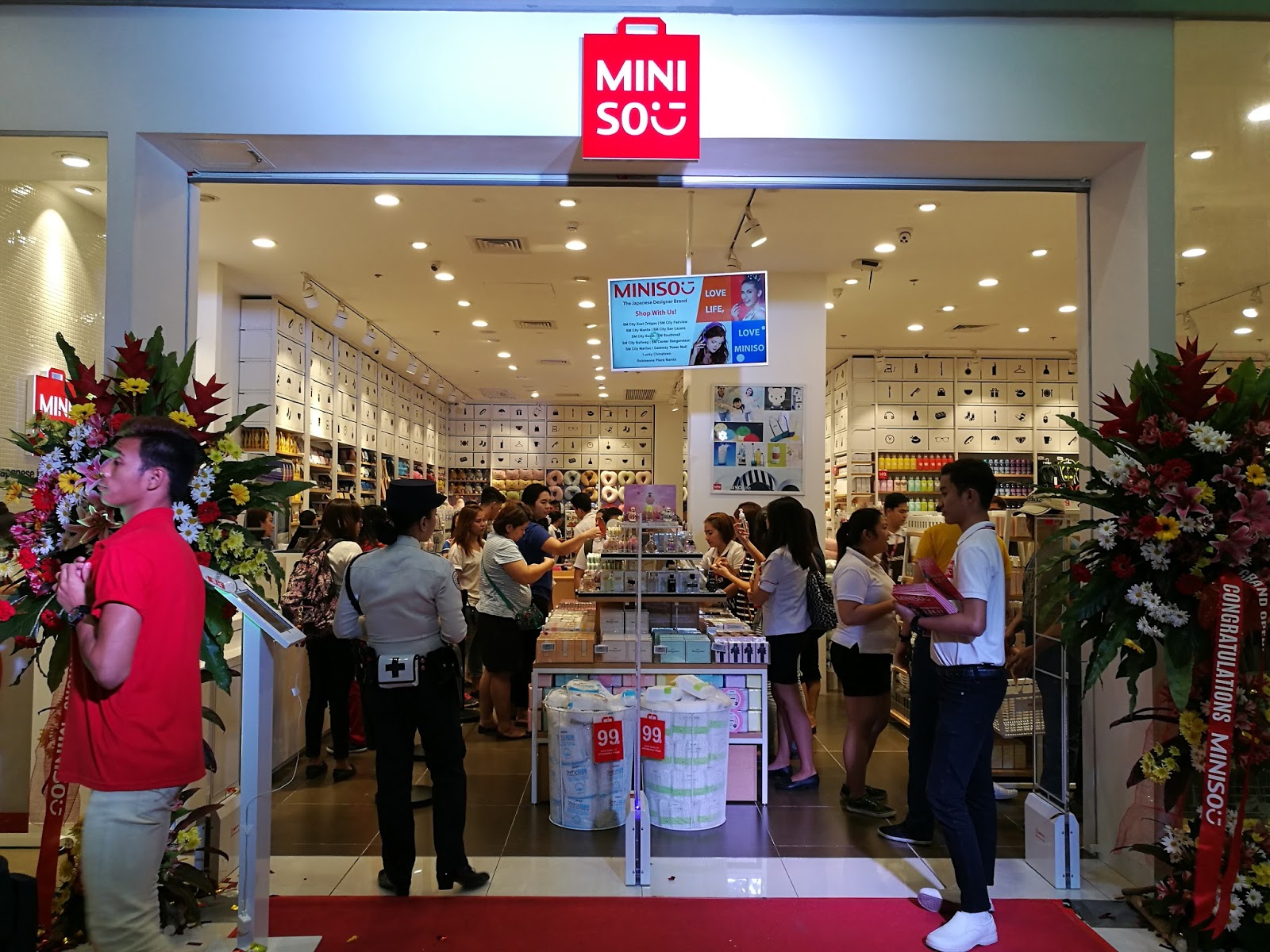 Miniso opens at SM Center Sangandaan! - ARTSY FARTSY AVA