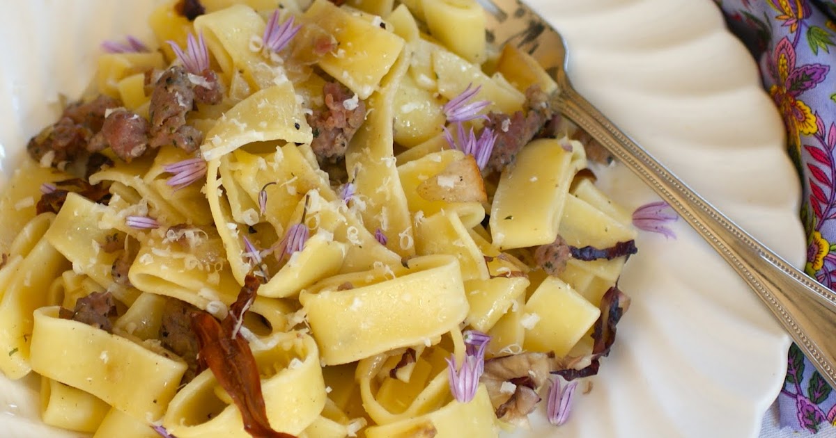 2 Stews: Italian Sausage, Radicchio and Pear Pasta
