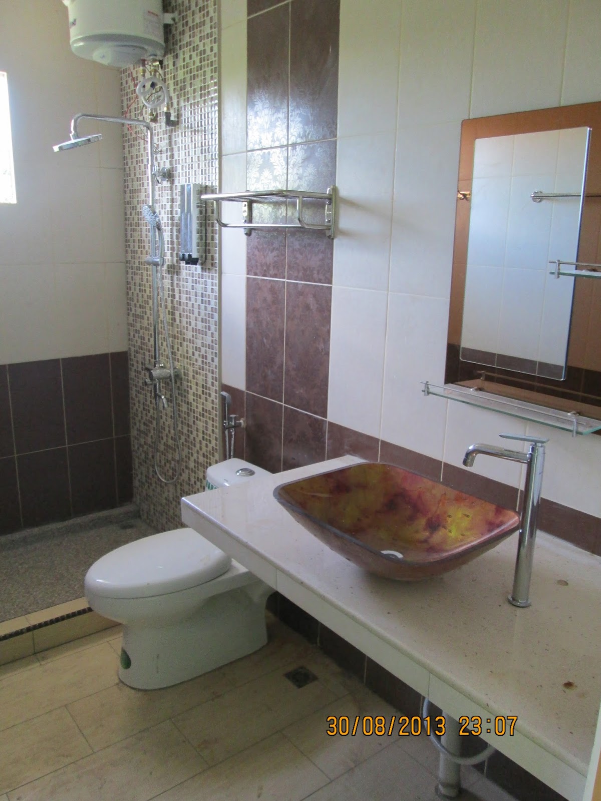 CHAN PLASTER & RENOVATION: PEMASANGAN TILES UNTUK TANDAS DI TAMAN KO ...