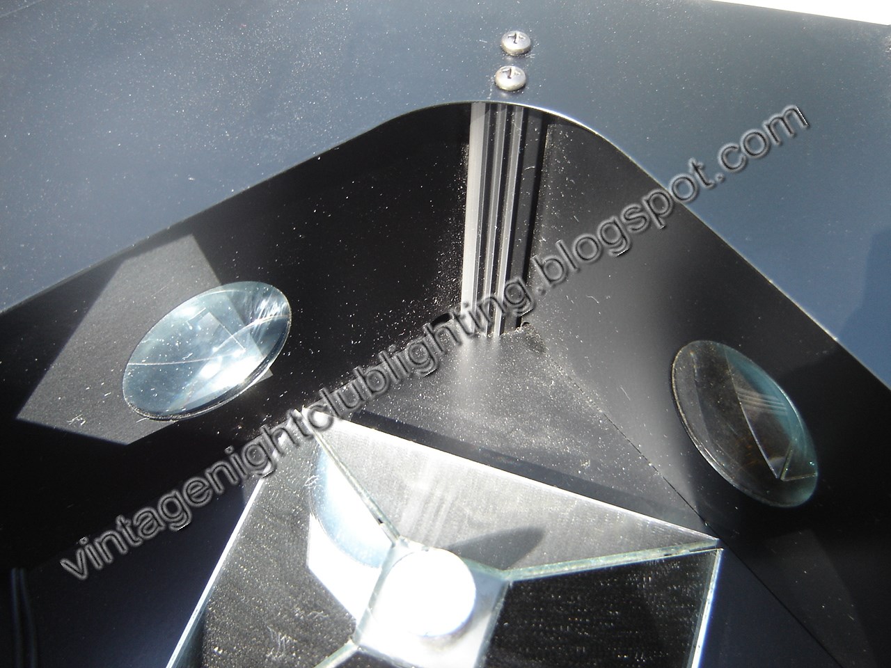 Vintage Night Club Lighting: DiscoTech Beetle