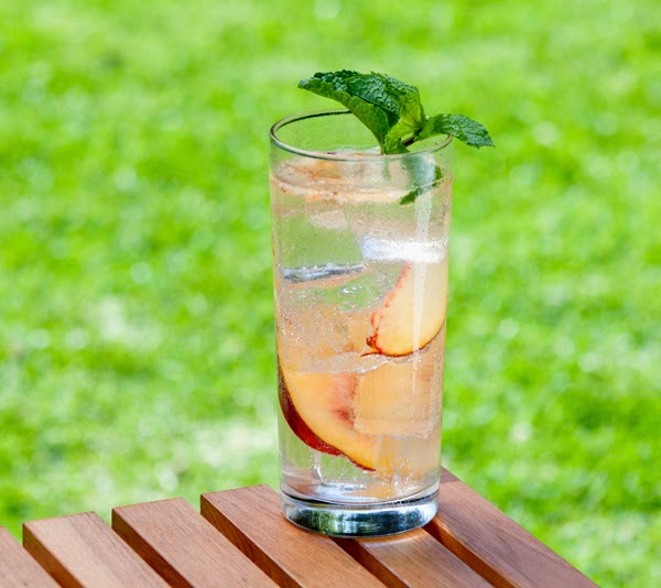 deloom: 5 on Friday - Cheers to Summer!