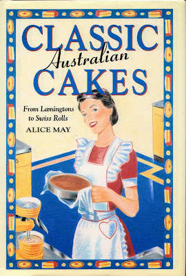 Huc & Gabet: Classic Australian Cakes: From Lamingtons to Swiss Rolls ...