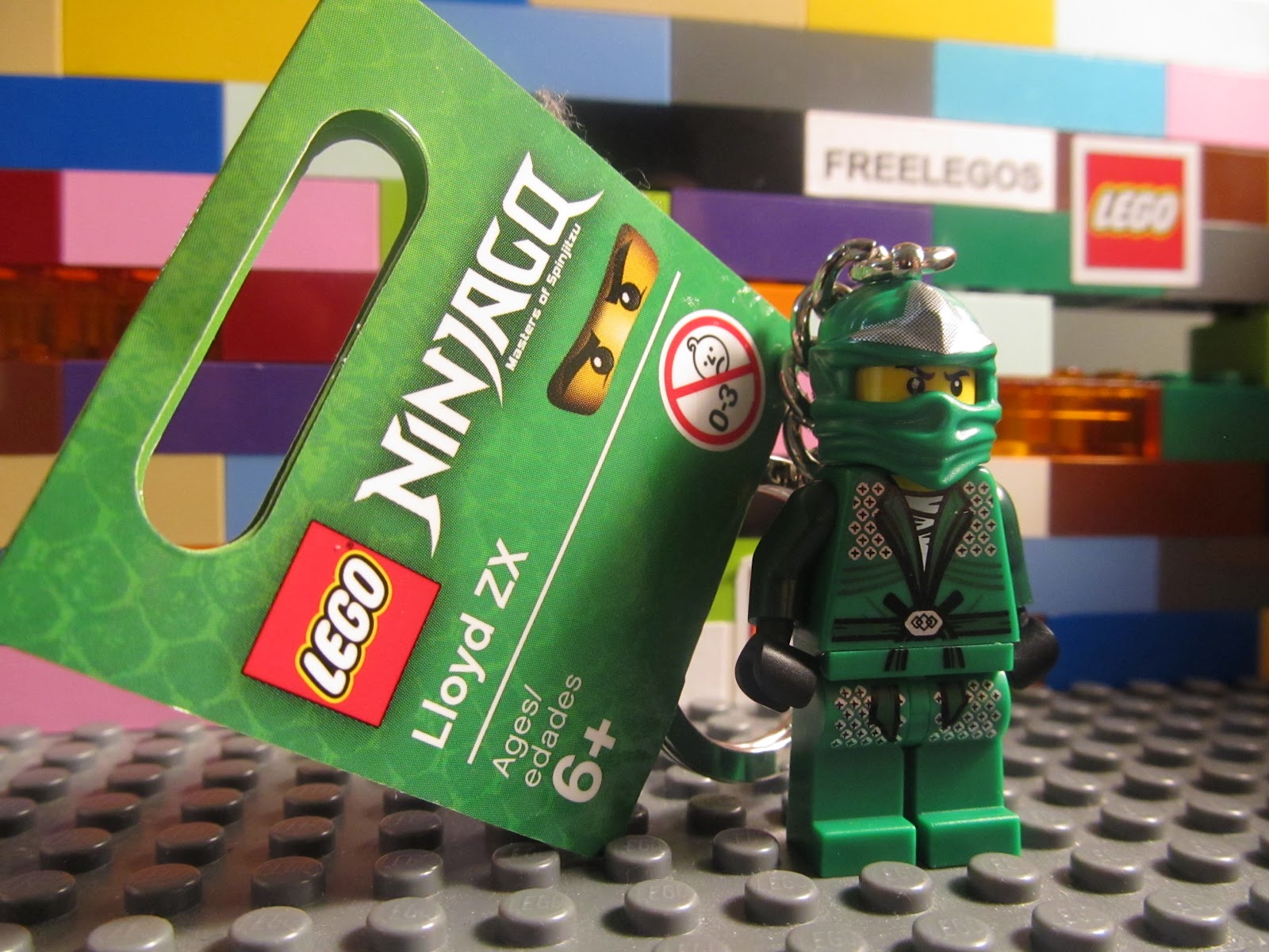 Lego 850422 Ninjago Lloyd ZX Garmadon Green Ninja Minifigure Keychain w ...