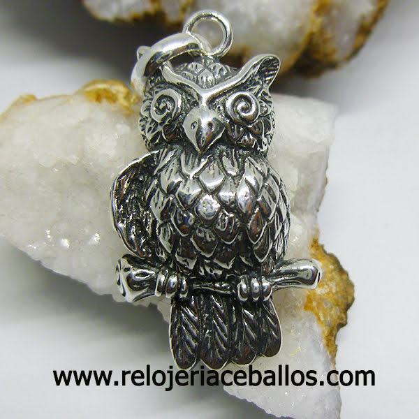 Diseños con Quiastolita y Azabache: Qué significan los Amuletos