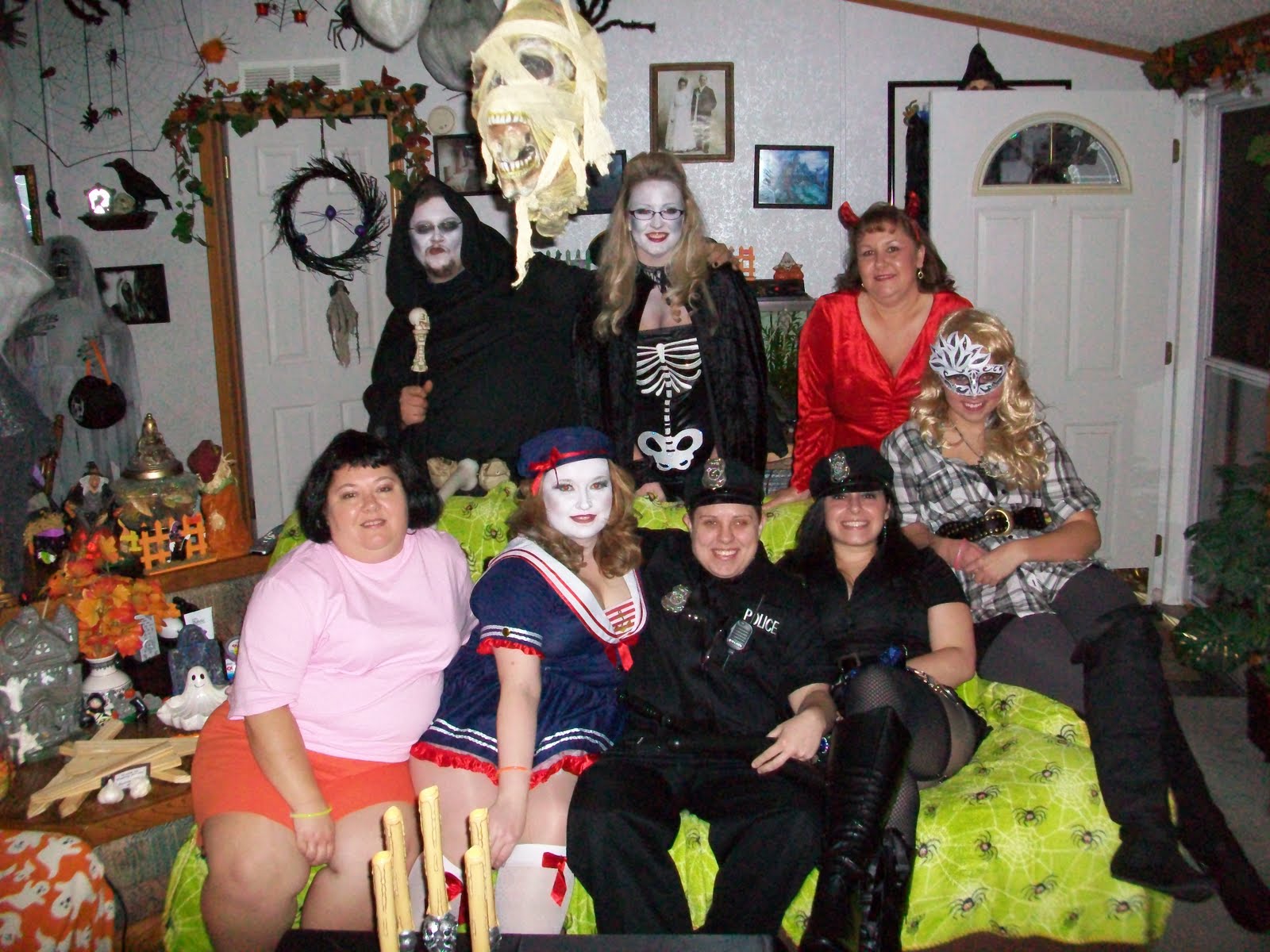 Something wicKED this way comes....: 13 Steps to Throwing a wicKED ...