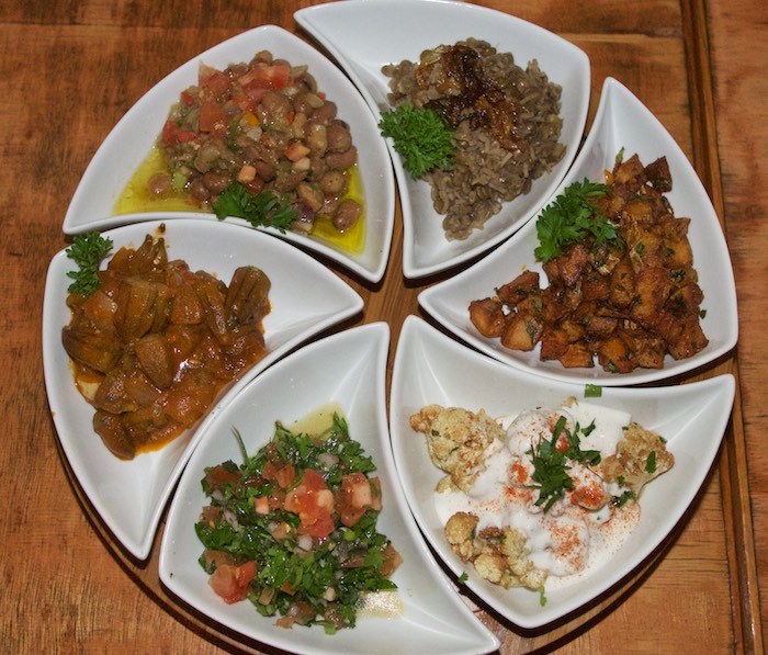 Food Hunter's Guide to Cuisine: Au Za'atar: A Must Try Restaurant In ...