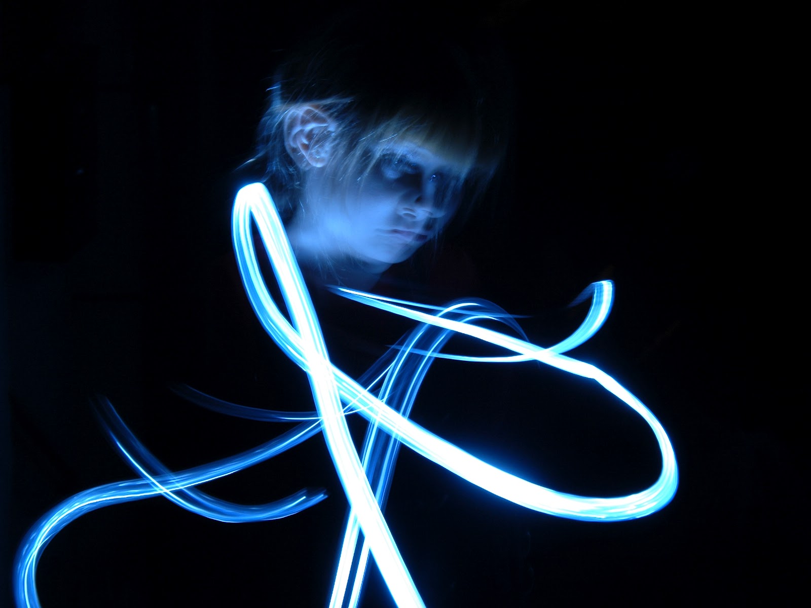FOTOMERCH: Luminogramas/ light painting