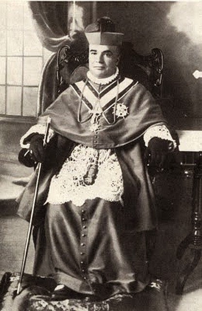 CRÓNICAS: BANDA ECLESIÁSTICA