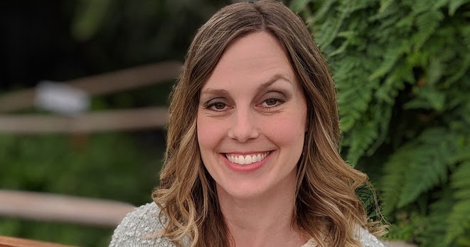 Stitches Thru Time: Face to Face with Erin Lorence