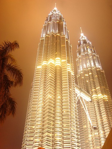 Malaysia Architecture: Petronas Tower by Cesar Pelli & ZAP Group ...