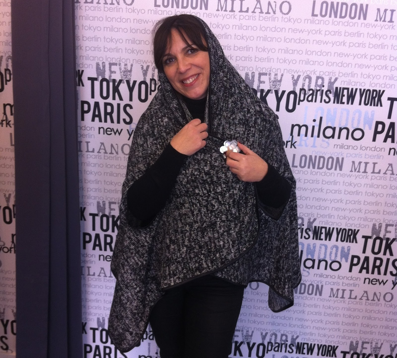 Que Tal Me Queda: 8 formas diferentes de ponerse una capa