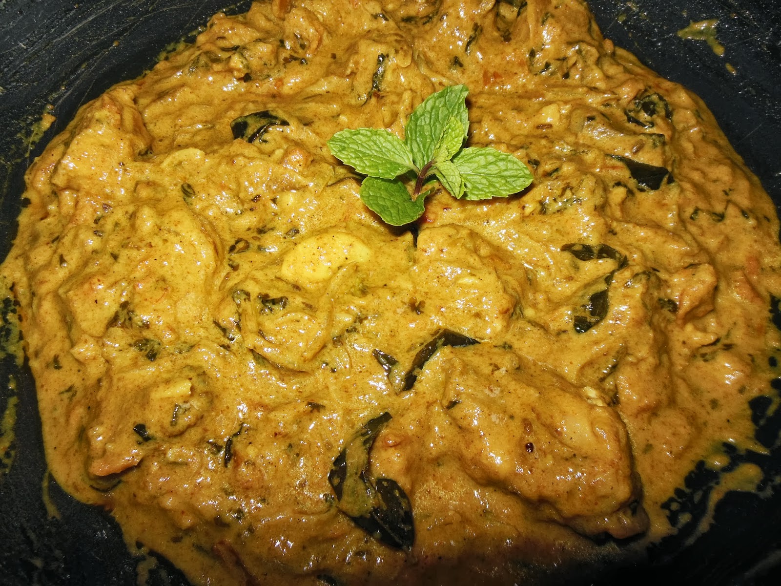 suma's cuisine: BADAMI CHICKEN