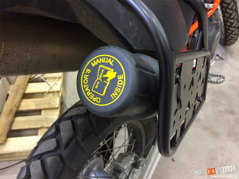 project KTM 690 Enduro R: Tool tube