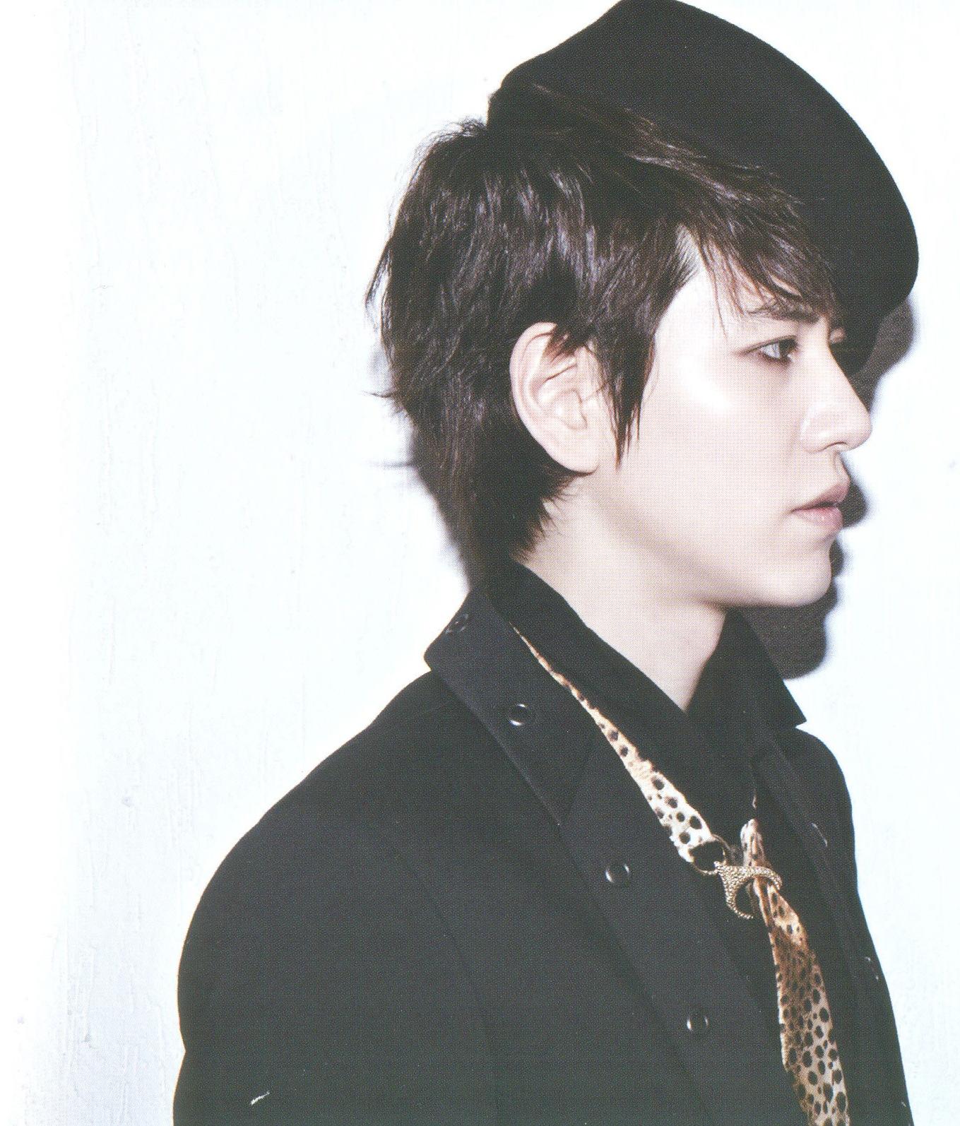 K_Popzine: Kyuhyun - Perfection Repackaged (Photoshoot)