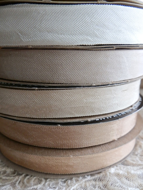 Todolwen: Hug Snug Mail