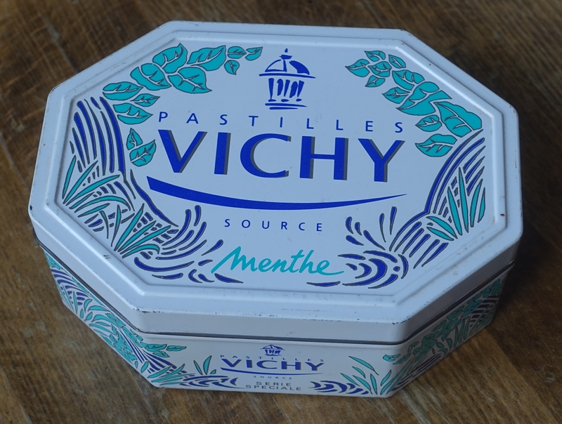 La boîte de bonbons: Pastilles Vichy - (164V)
