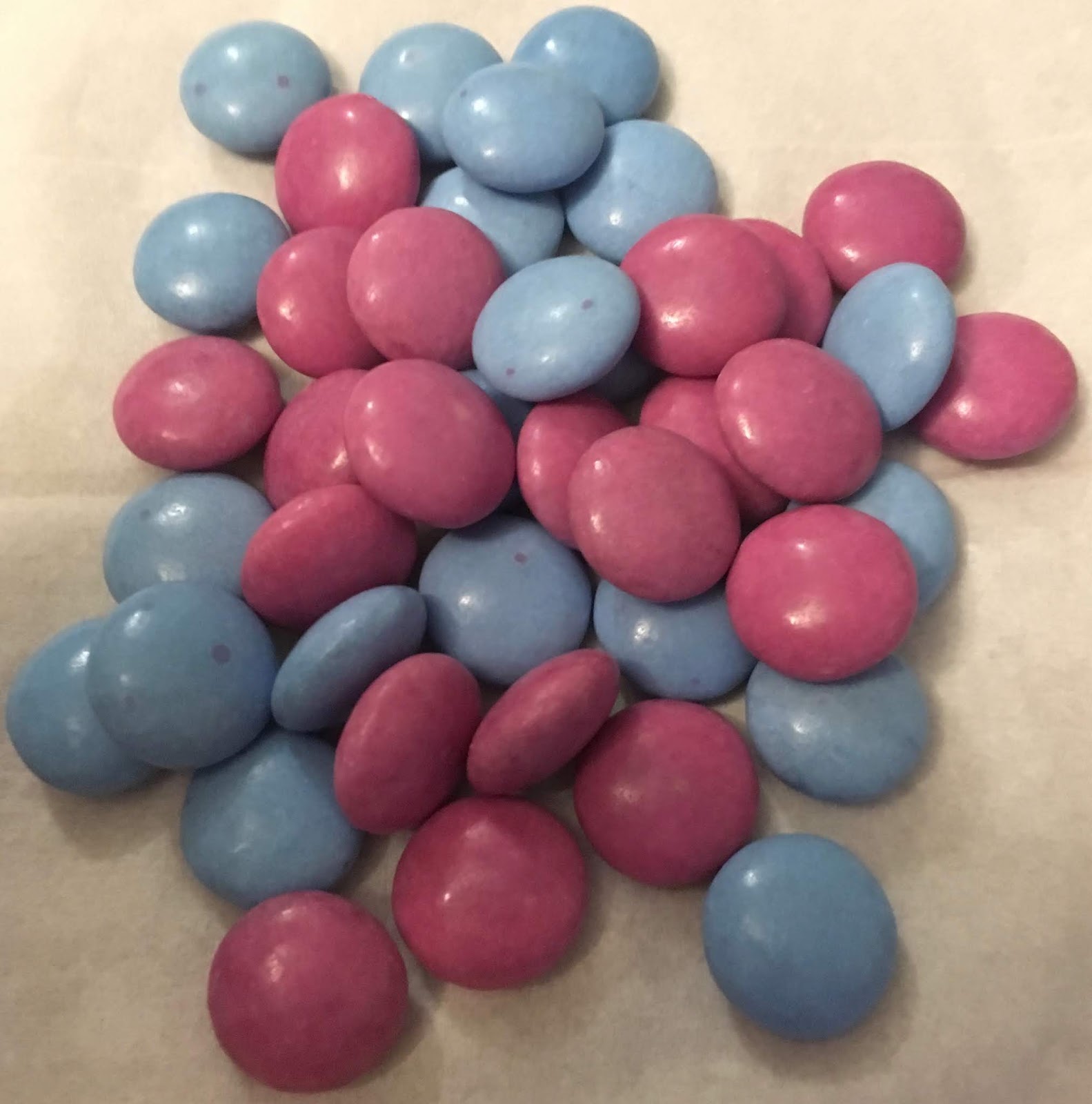 FOODSTUFF FINDS: Unicorn Edition Smarties (Asda) By @Cinabar