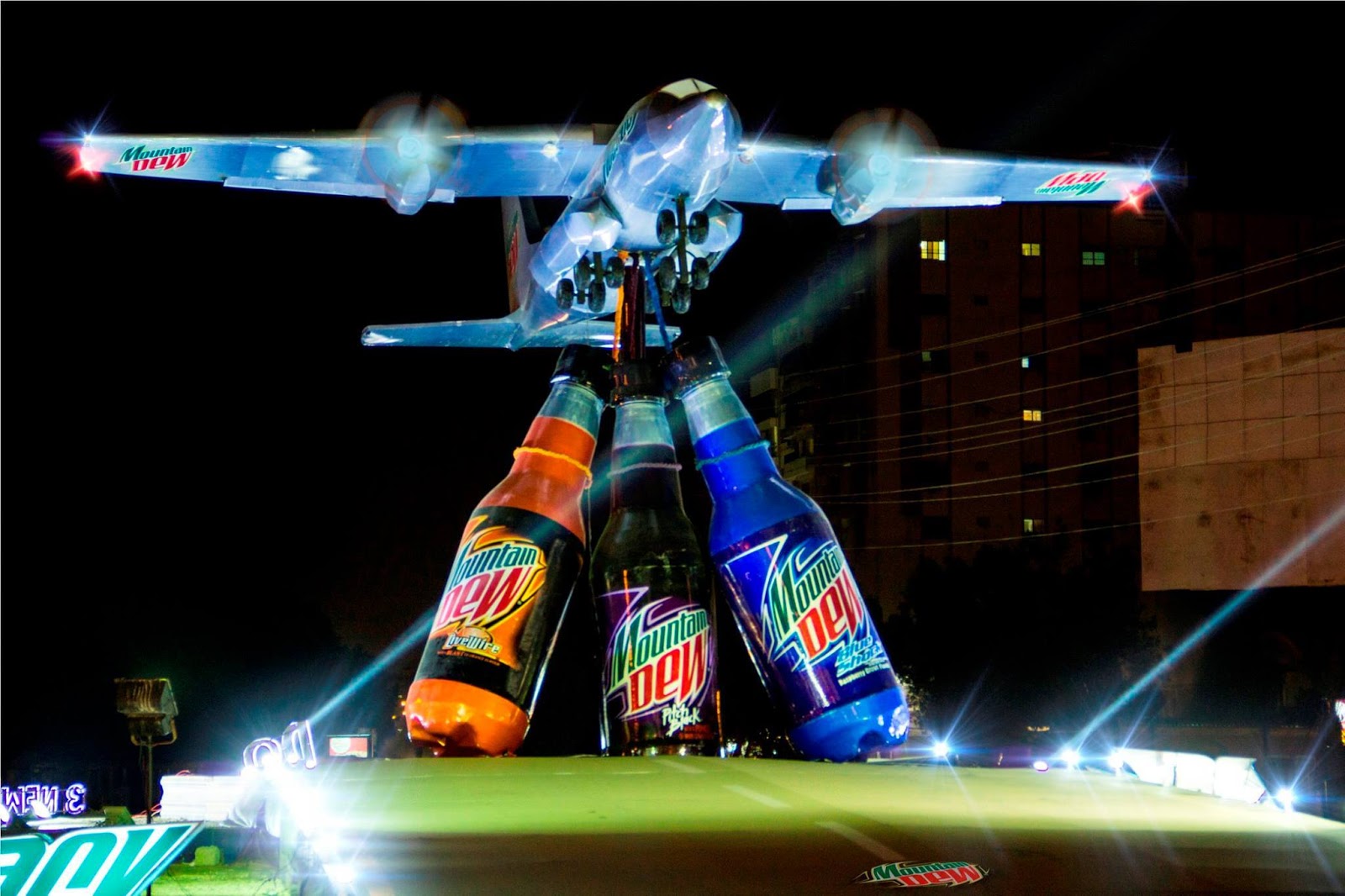 Mountain Dew New Dewmocracy OOH Branding by Coremedia in Karachi ...