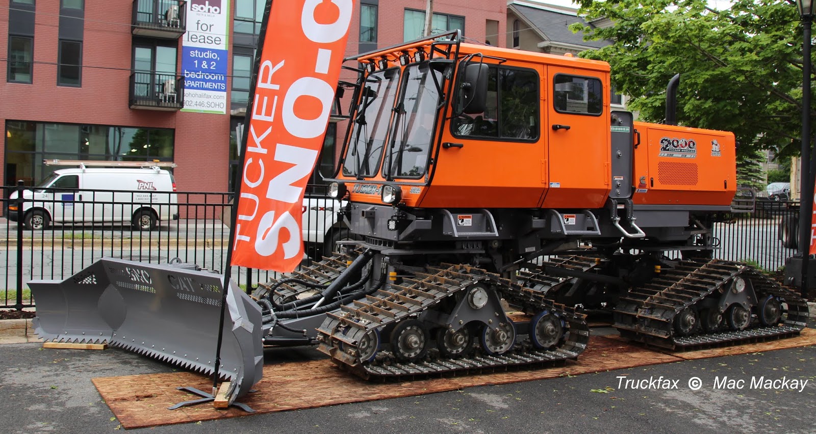 Truckfax: Snow Groomers