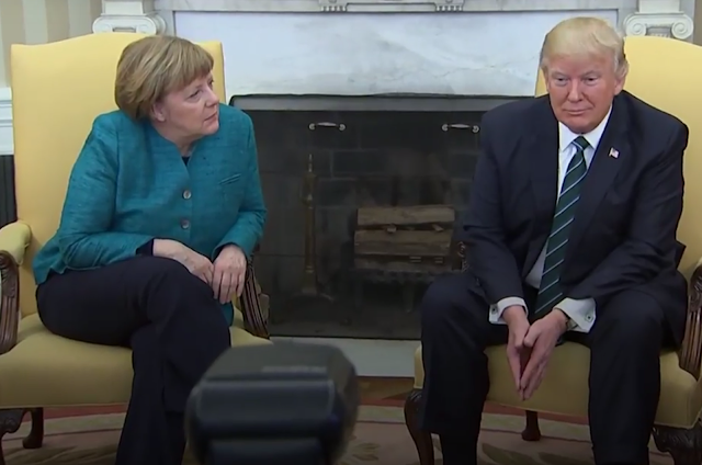 Body Language & Emotional Intelligence: Nonverbal Communication ...