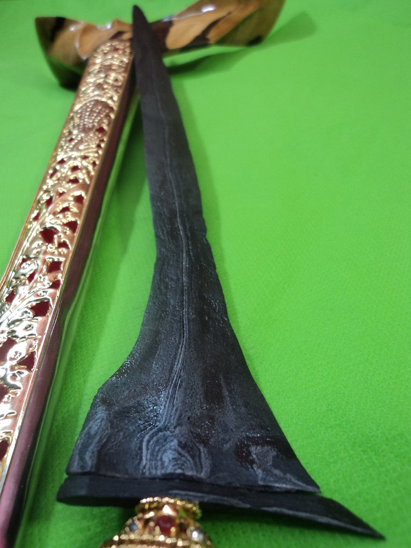 9. TERMAHAR KERIS SEPUH PAMOR LINTANG KEMUKUS PAJAJARAN - GUDANG PUSAKA ...