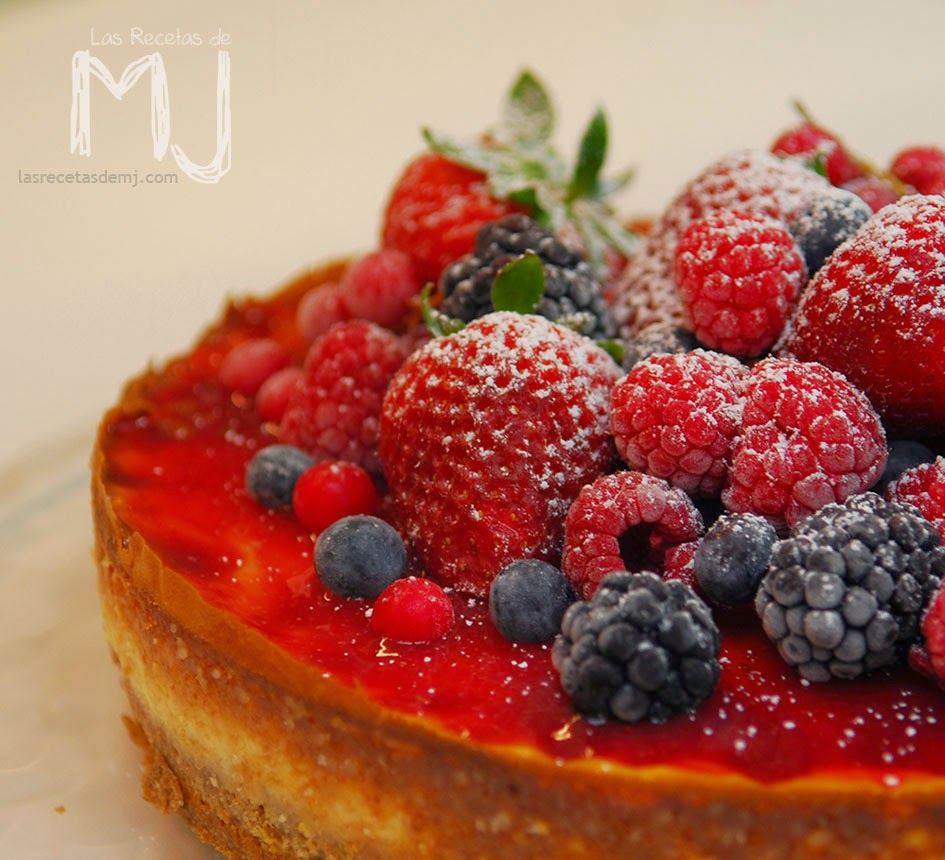 CHEESECAKE CON FRUTOS ROJOS - Las Recetas de MJ