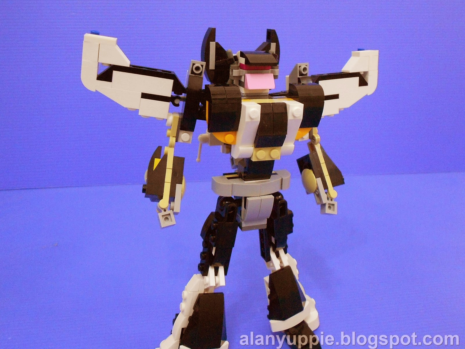 Alanyuppie's LEGO Transformers: Shadow Wing: LEGO 31021 Furry Creatures ...