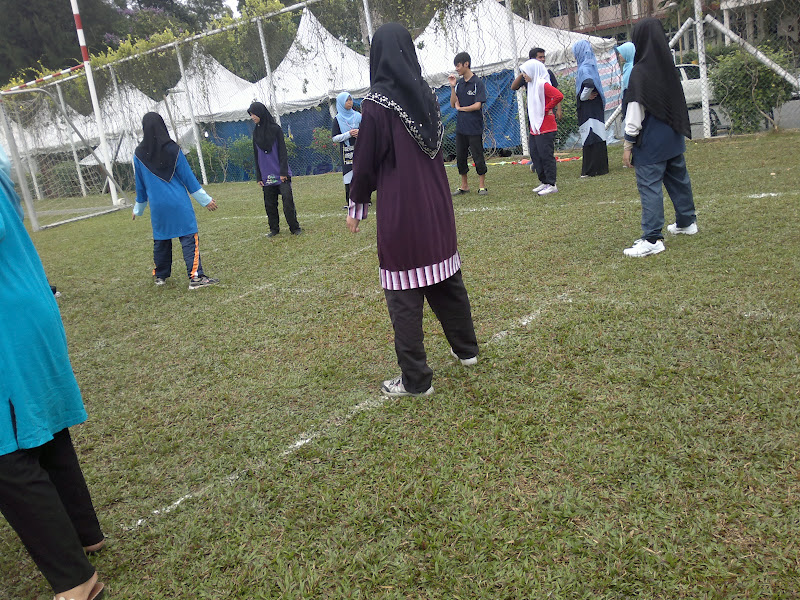 Sukan Tradisi dan Sukan Rakyat, Sekali-sekala layan memang syok ...