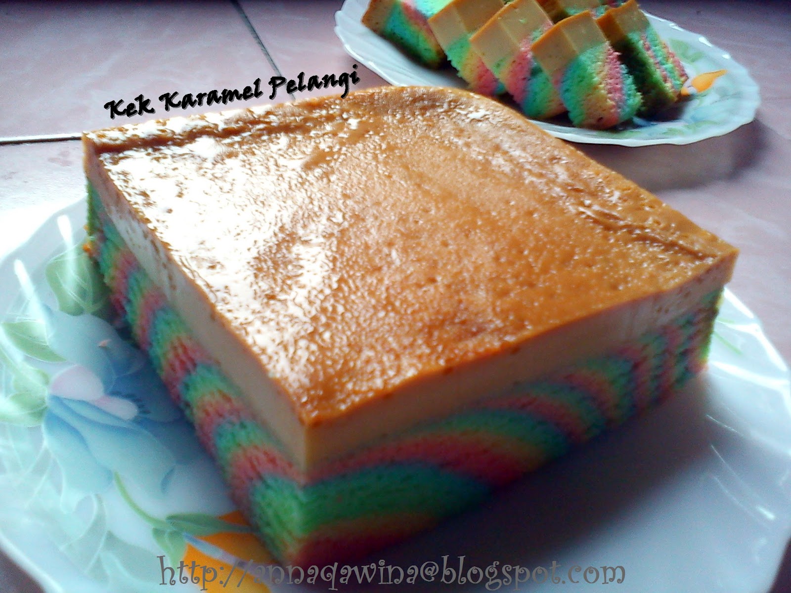 Heyy!! AnnaQawina disini: Kek Karamel & tempahan lagi