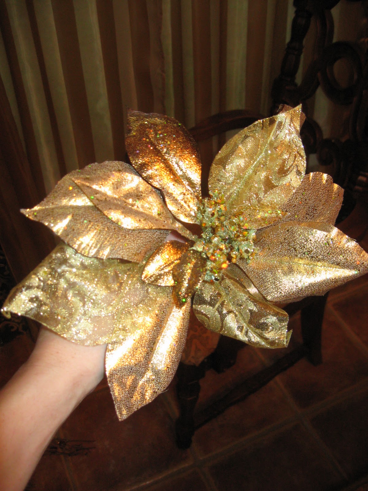 Champagne Taste on a Beer Budget Decorating: Making a $200 Christmas ...