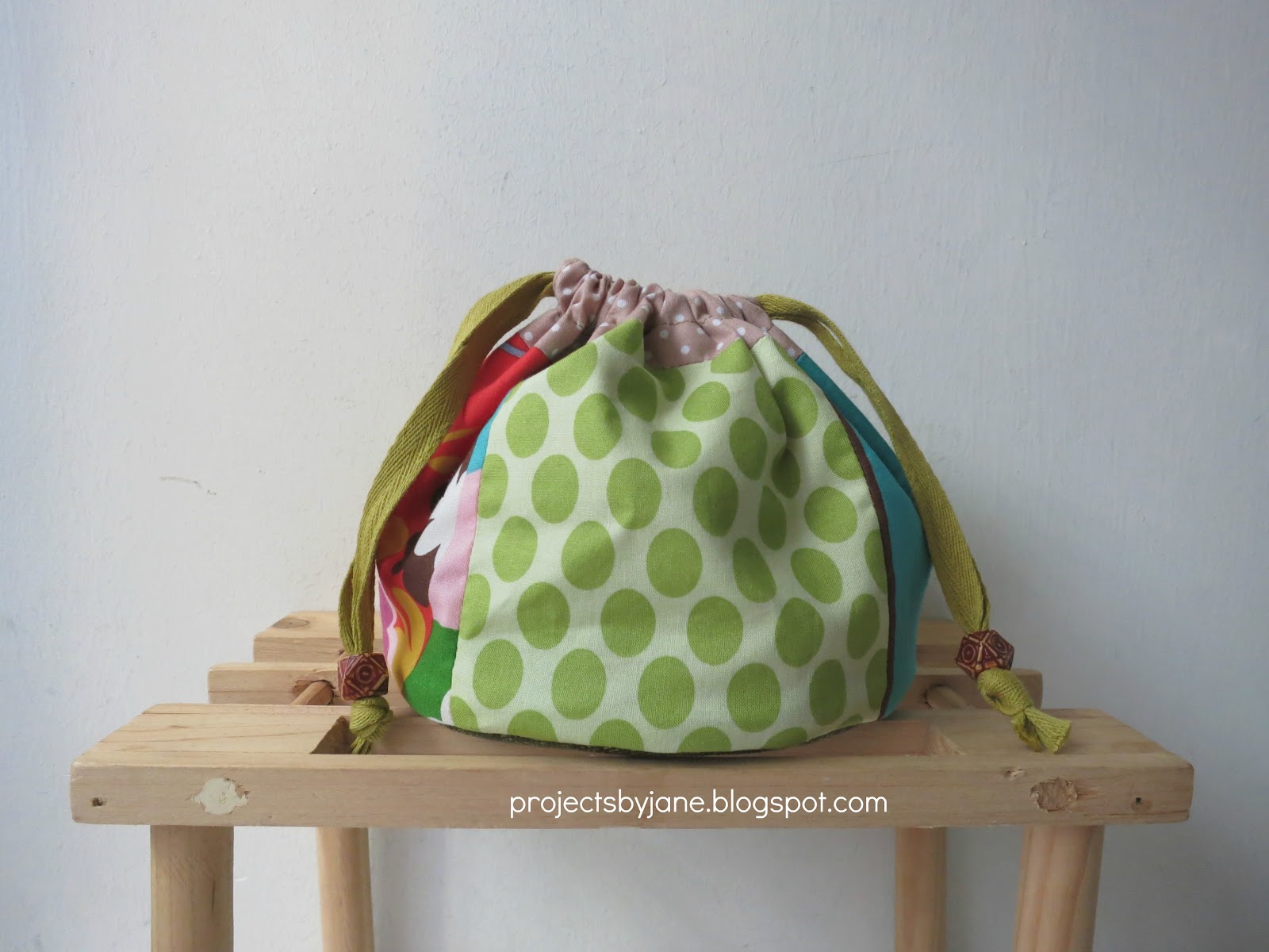 Three Ways To Draw A Pouch | Projects by Jane