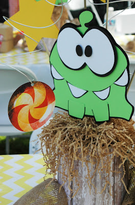 Simply Suzanne's AT HOME: Cut the Rope . . . Om Nom birthday! Part 1 ...