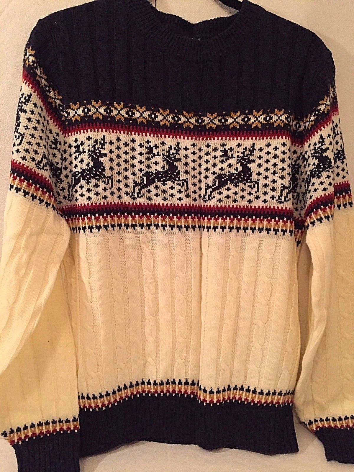 Everything The O.C. : The O.C. Holidays: Seth's OC Chrismukkah Sweater!